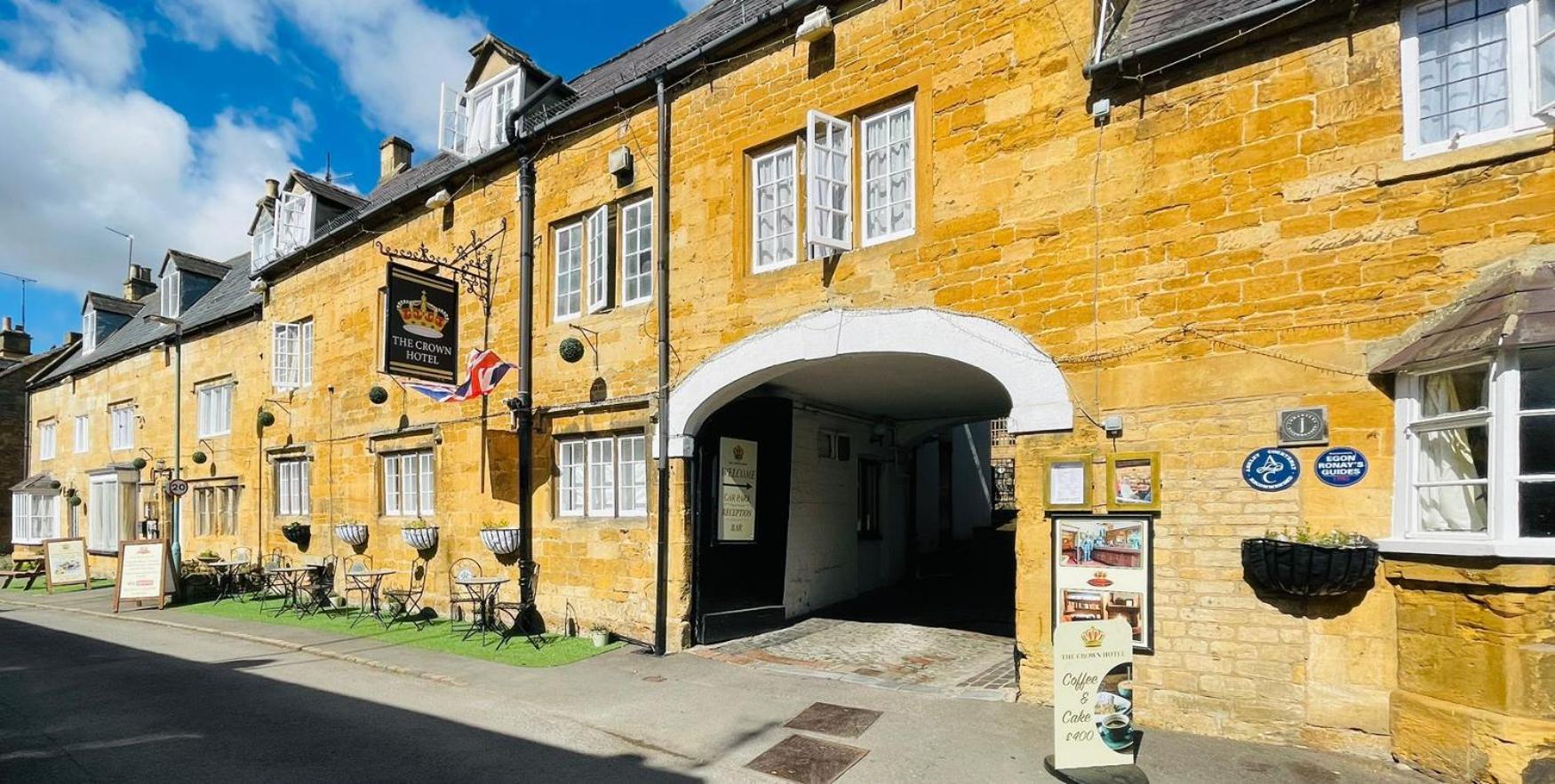CROWN HOTEL COTSWOLD | ⋆⋆⋆ | BLOCKLEY, UNITED KINGDOM | SEASON DEALS ...